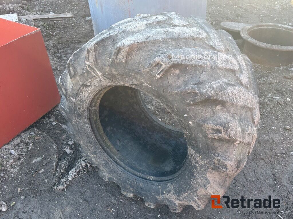 Prodaje se Nokian Excavator 600/50-22,5 gumu za bagere na aukciji