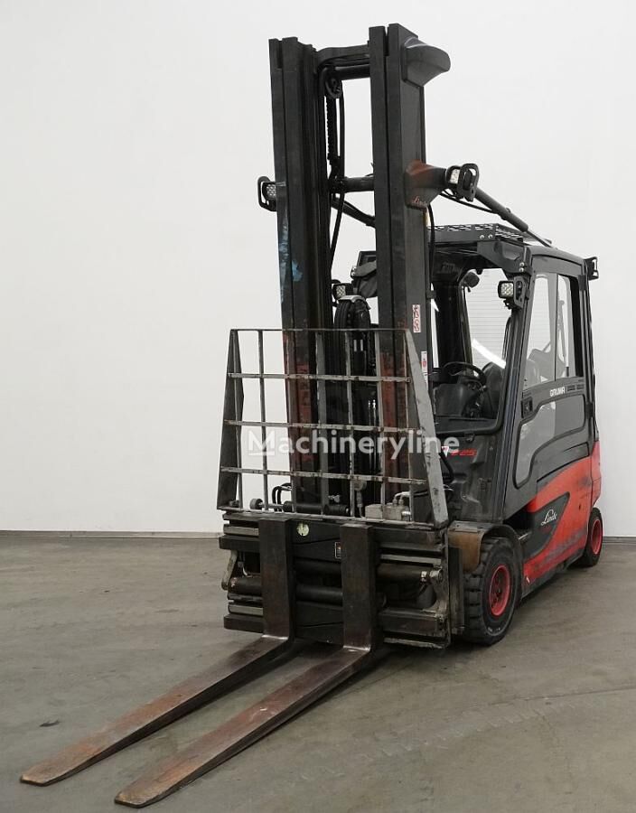 Linde E 25 L 387 električni viljuškar
