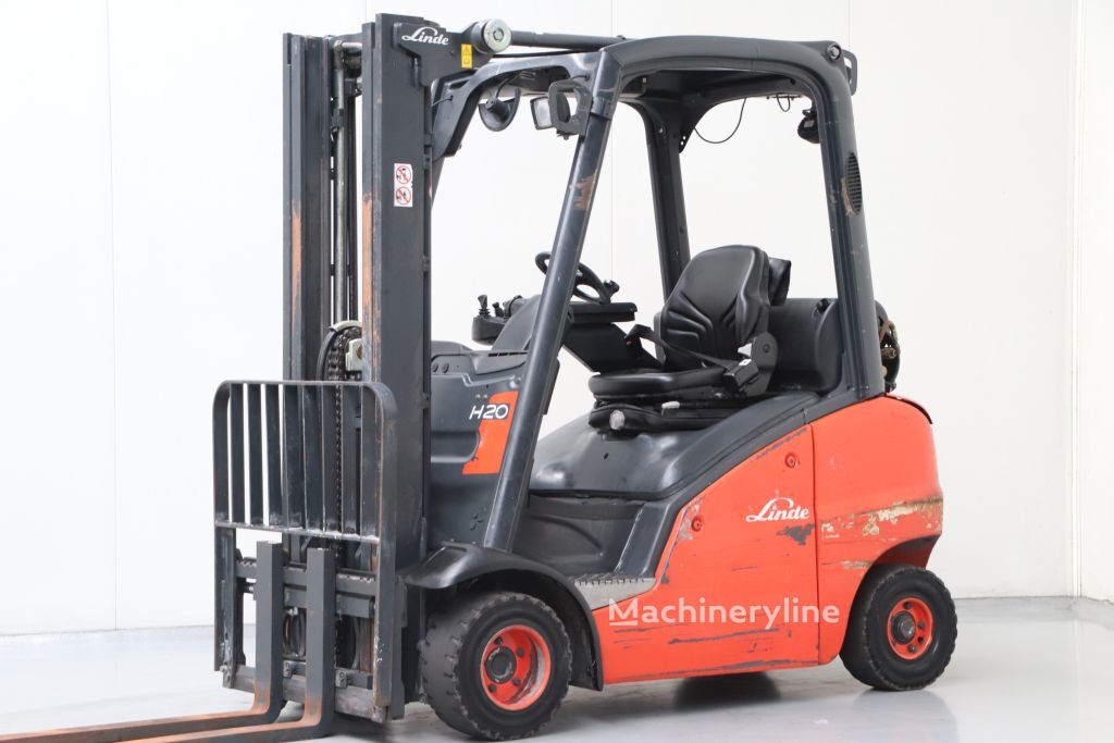Linde H20T-01 viljuškar na gas