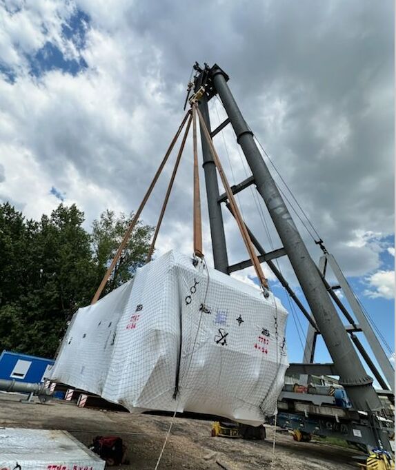 Bronto 200t lučka dizalica
