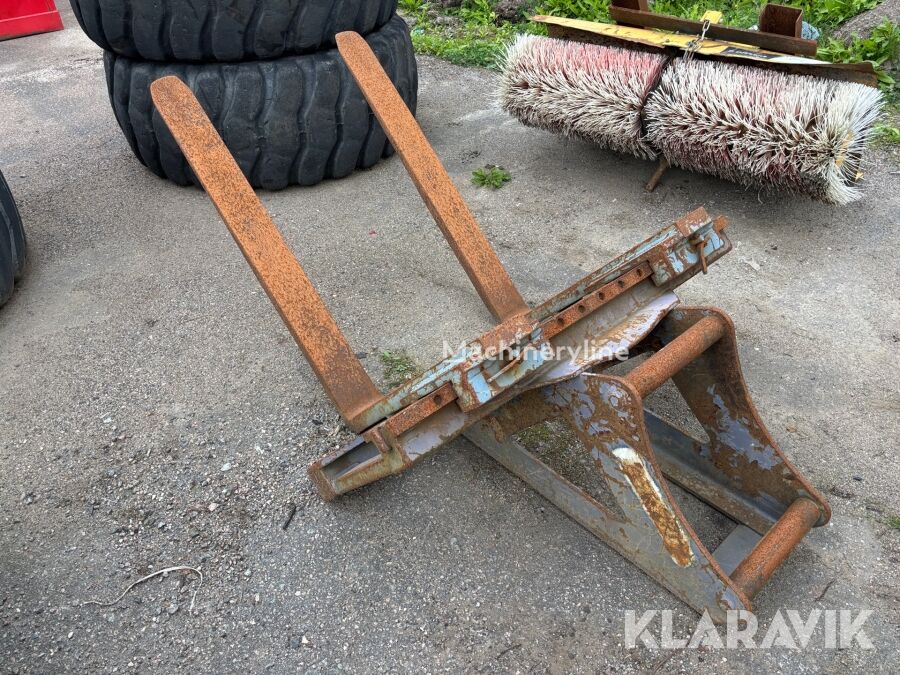 Prodaje se Drivex Pallgafflar Drivex med S60 fäste viljuške na aukciji