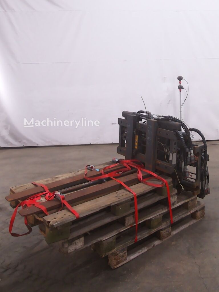 Prodaje se Forklift Attachments Package - 4 Pcs pozicioner viljuške na aukciji