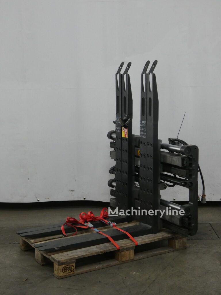 Prodaje se Kaup Double pallet clamp stezaljku za bale na aukciji