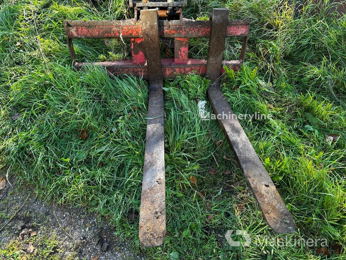 Prodaje se S45 viljuške na aukciji