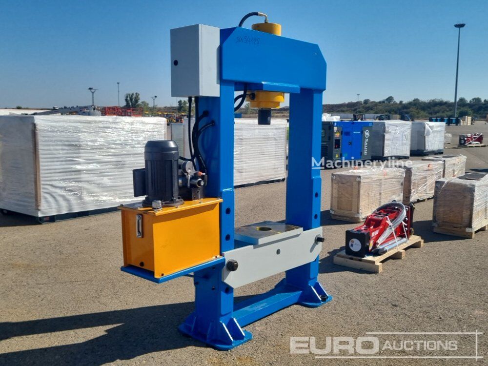 Prodaje se Fluidmex AT-75 hidrauličnu presu na aukciji