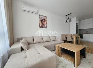 Izdavanje Stan - Zrenjanin