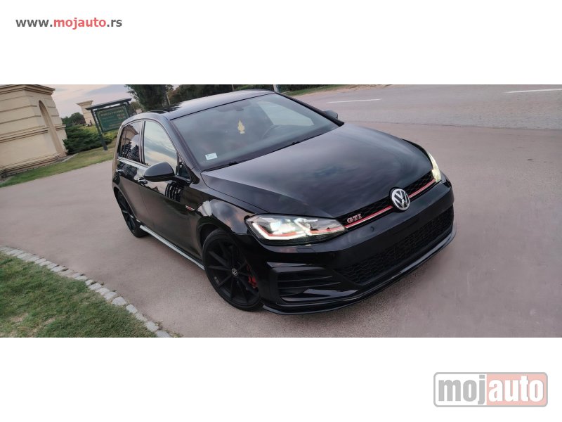 VW Golf 7 GTI TCR