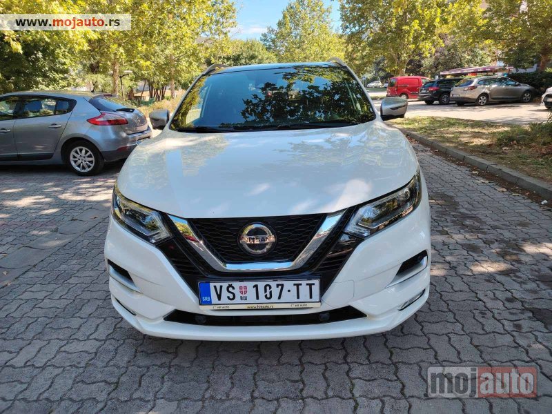 Nissan Qashqai 1.3DiG TDCT 160Tekna