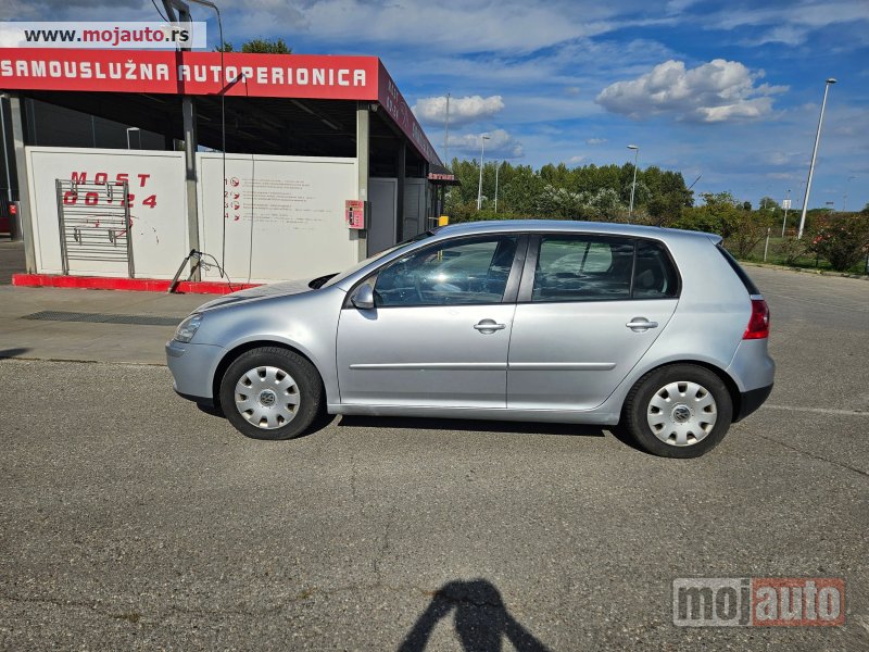 VW Golf 5 Na ime kupca