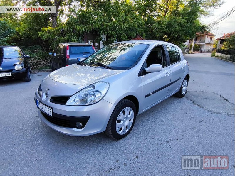 Renault Clio 1.2 8v T.o.p / TNG