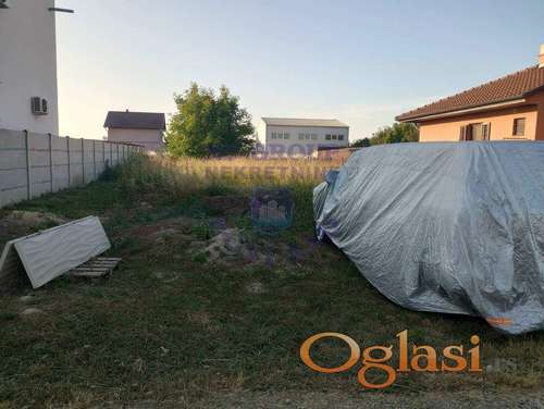 Prodaje se plac u Rumenci