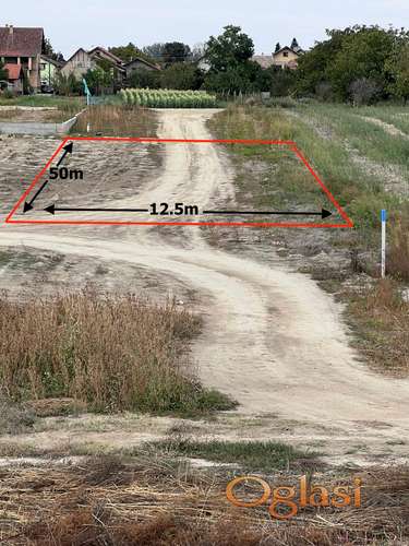 Građevinski plac prvi red Dunavska Futog - 624m2