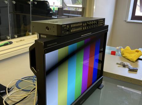 Sony BVM F250 OLED Verified seller