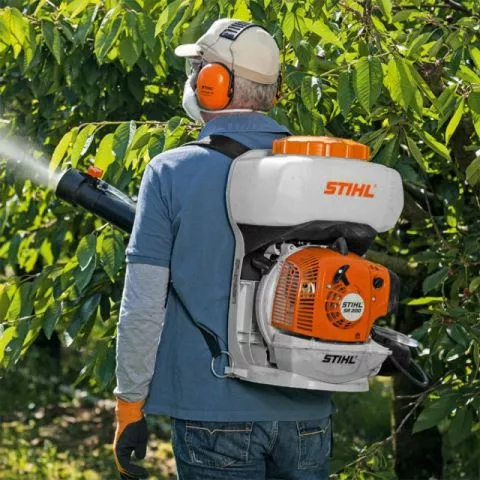 STIHL SR 200 – ATOMIZER BENZINSKA PRSKALICA