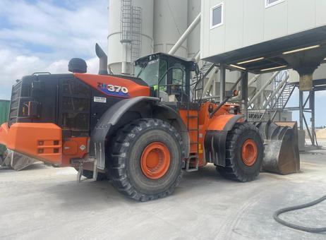 Bager Hitachi ZW 370-6