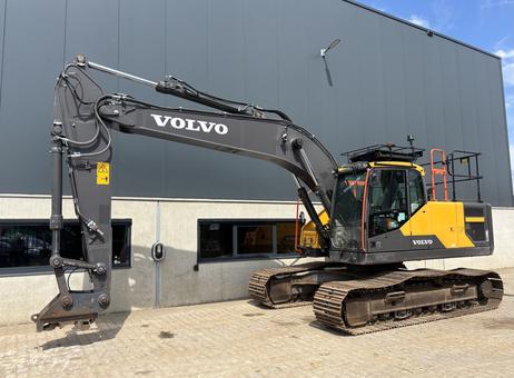 Bager Volvo EC220EL Verified seller Prodat
