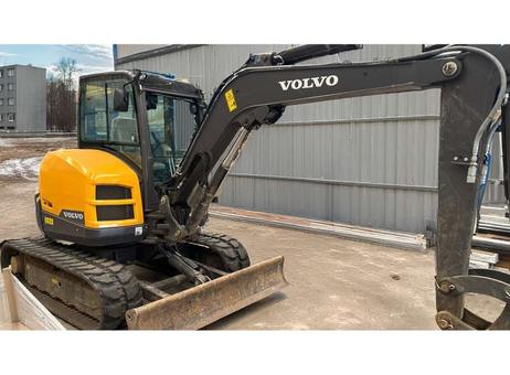 Mini bager VOLVO ECR50D Verified seller Nisko radno vreme