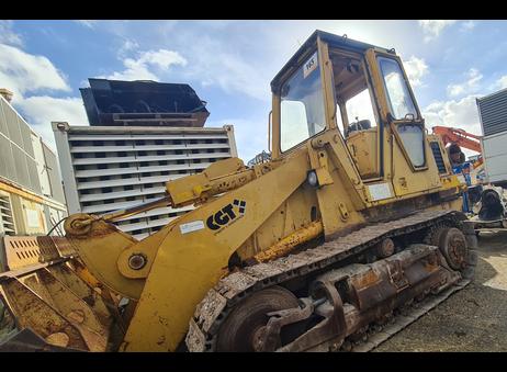 Loader Caterpillar 953 Verified seller Dobra vrednost  Nisko radno vreme