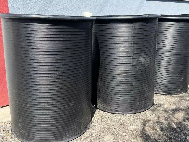 PLASTIČNA KACA 7.000L