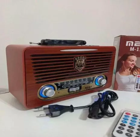 Retro radio Meier M-115 BT