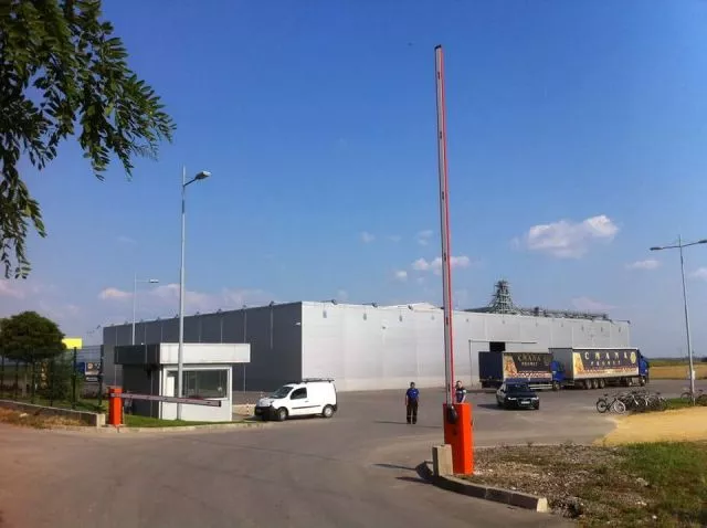 ZAUSTAVNE PARKING RAMPE