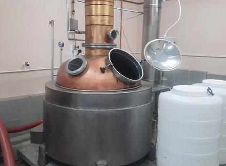 ZEN630S 500 L Stripping Distiller – Industrijski bakarni destiler za proizvodnju voćne rakije Verified seller