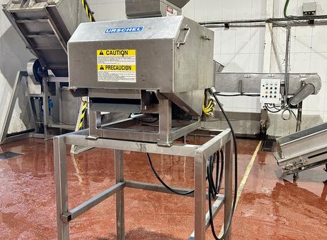 GRANULATOR Za orahe URSCHEL MODEL N
