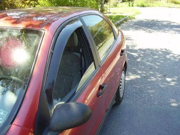 BOČNI VETROBRANI (PREDNJI) ZA FIAT MAREA