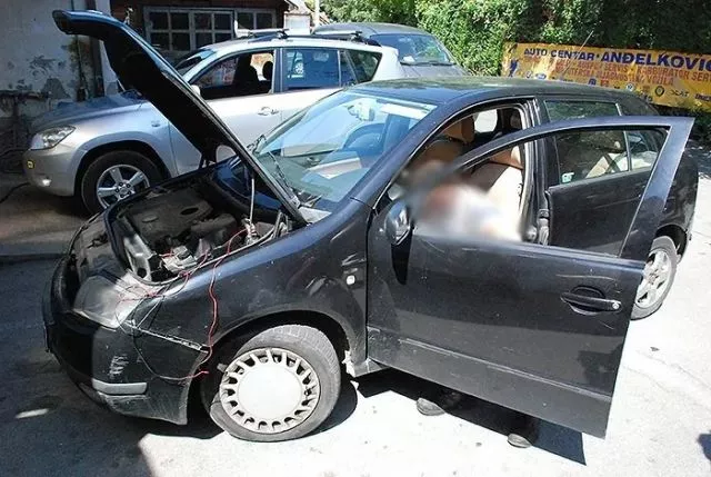 DACIA SERVIS - AC ANĐELKOVIĆ