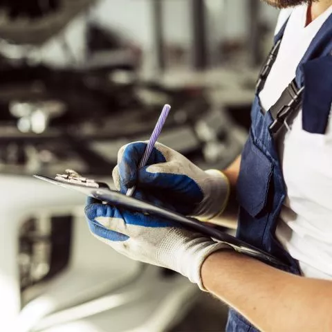 SERVIS NISSAN AUTOMOBILA