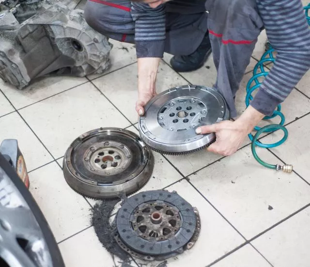 SERVIS PEUGEOT 406 AUTOMOBILA