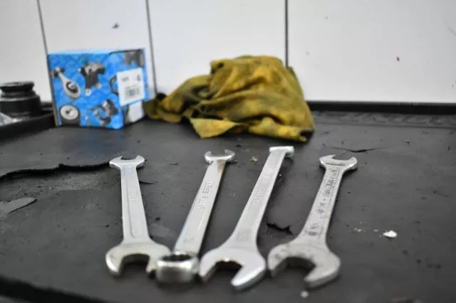 SERVIS PEUGEOT RIFTER AUTOMOBILA