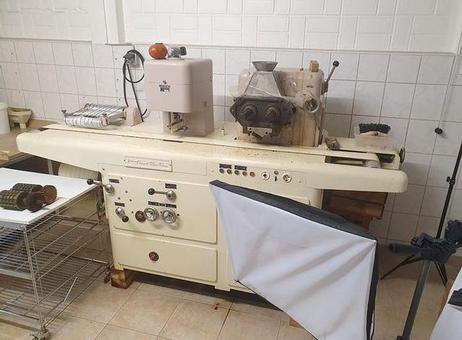 Bepek Hutt RST 100 ekstruder za marcipan Najprodavaniji