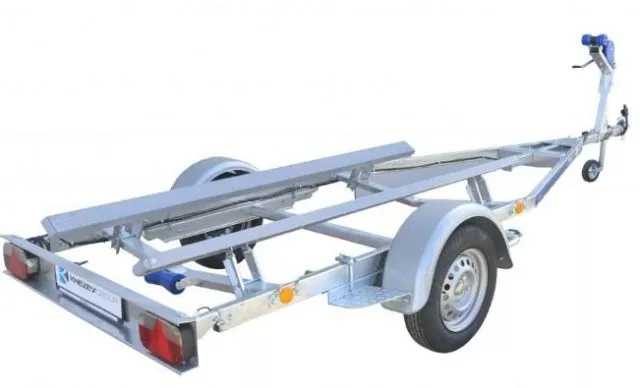 AUTO PRIKOLICA ZA ČAMAC – MARINE 750KG, SA SKIJAMA