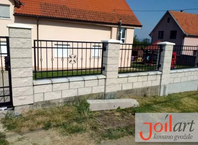 KOVANA OGRADA ZA DVORIŠTE 049