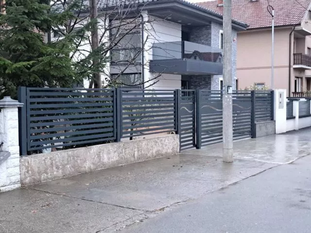 PANEL ŽALUZINA RAVNI BEZ STUBOVA - ANTRACIT - CINKOVANI PLASTIFICIRANI