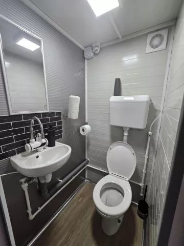 VRHUNSKI MOBILNI TOALETI VALJEVO