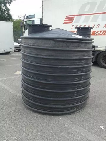 PLASTIČNA SEPTIČKA JAMA 3000L – VERTIKALNA