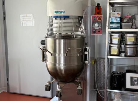 Rolmatik planetarni mikser od 100 litara sa električnim podizačem posude Verified seller  Dobar dogovor