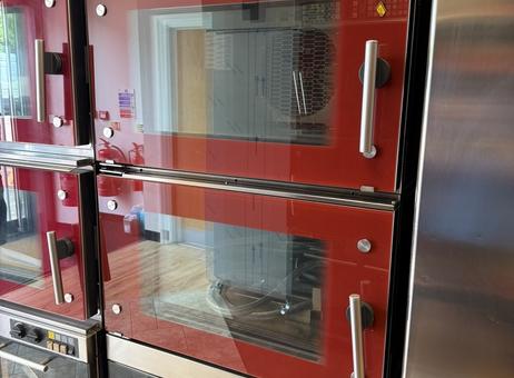 Rotaciona pećnica MIWE Aero Convection  Dobar dogovor