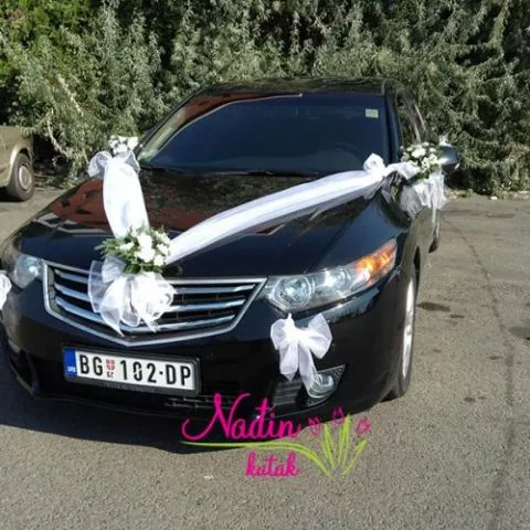 DEKORACIJA AUTOMOBILA ZA SVADBU - A007