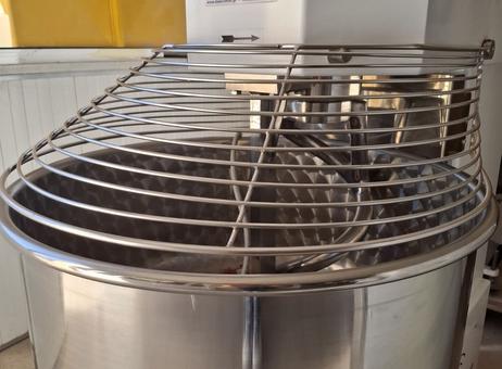 SPIRALNI MIKSER, 80KG, AVANCINI KOHLER ITALIJA Verified seller  Nisko radno vreme