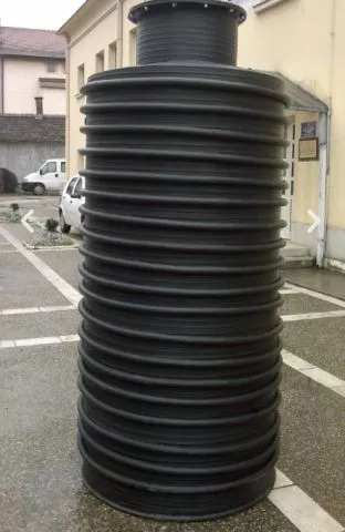 PLASTIČNI REZERVOARI ZA UKOPAVANJE 5.000L Ø 2.000 X 1.600 MM