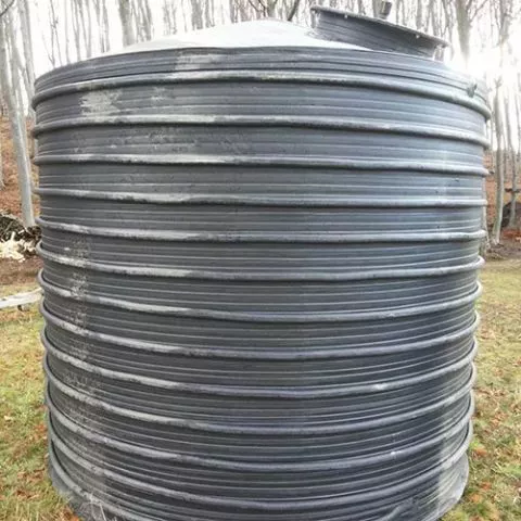 Vertikalni plastični rezervoar 15.000l Ø 2.000 x 4.800 mm