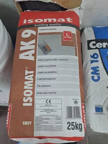 AK 9 ISOMAT - Lepak za pločice sivi 25 kg
