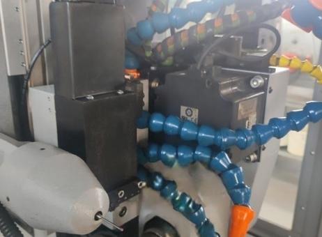 Polovna Lach DIA-2100 mini Die tone edm mašina