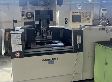 EDM mašina za sečenje žice MITSUBISHI FA20V MAT° 03F2V048