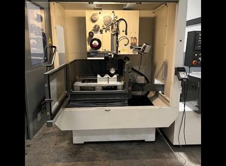 EDM mašina za sečenje žice FANUC Robocut ALPHA -1iA Verified seller  Nisko radno vreme
