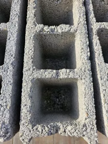 BETONSKI BLOK 12