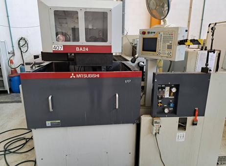 EDM mašina za sečenje žice MITSUBISHI BA24 Verified seller